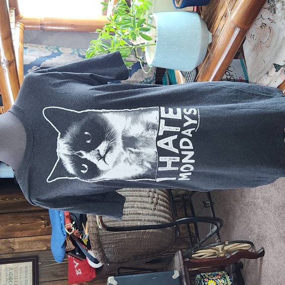 Grumpy Cat | Tops | Grumpy Cat Tshirt | Poshmark